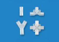 China PP PTFE Four Way Tube Connector Plastic Female Connection for sale