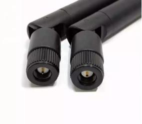 China Practical 5dbi 2.4 G Router Antenna , Black Router Omnidirectional Antenna for sale