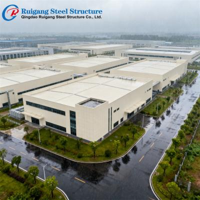 China Durable Steel Structure Warehouse with 300 km/h Wind Load, Hot-dip Galvanization, and Clear-Span Design for Industrial Storage for sale
