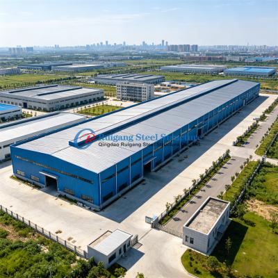 China Prefabricated Steel Building with Clear-Span Design Hot-Dip Galvanization and 300 km/h Wind Load Resistance for sale