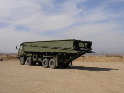 China Total Weight 32t mobile bridge military Outline Dimension (L×W×H) 13m×3.32m×3.6m for sale