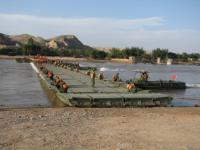 China Track Load 60t Ribbon Floating Pontoon Bridge Reusable Large Rivers for sale