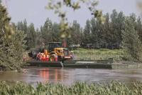 China Tracked Load 72t Military Pontoon Bridge Emergency Equipment for sale