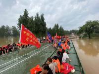 China Load Capacity Tracked 72t Axle Load 83t Pontoon Floating Bridge Heavy Equipment for sale