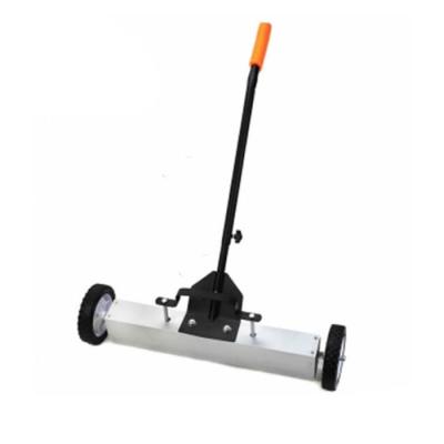 China 7'' 18cm Wheels Hand Push Magnetic Nail Screws Sweeper for Easy and Effective Pickup for sale