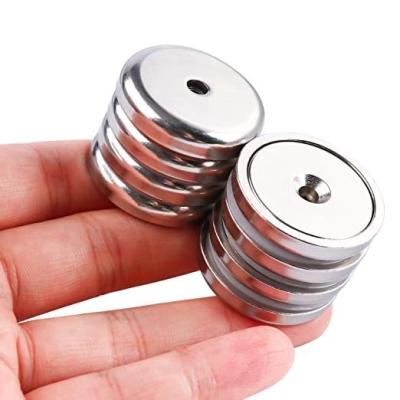 China Neodymium Magnet N52 Round Base with Countersunk Hole ±0.05MM Tolerance Strong Magnet for sale