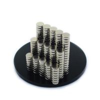 China Customized Magnetism Direction Round Disc Neodymium Magnet N35 N38 N40 N42 N45 N48 N50 N52 for sale