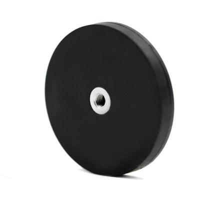China Powerful Neodymium Magnet with Screw Thread 80 Centigrade Max Working Temperature for sale