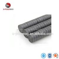 China Round Ceramic Industrial Magnets C8 Ferrite Disc Magnets for Crafts and Refrigerator for sale