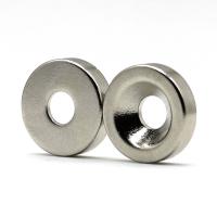 China 80-220 Degree Centigrade Round Disc Neodymium Magnet N52 NdFeB with Countersunk Hole for sale