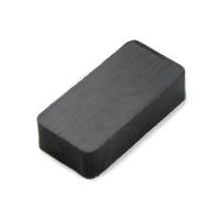 China Customizable Black Rectangle Ferrite Magnets with Bending Resistance Kgf/mm2 of 5-10 for sale