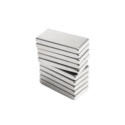 China Rectangular NdFeB Magnet Super Strong N35 N52 Neodymium Block Magnets for Industrial for sale