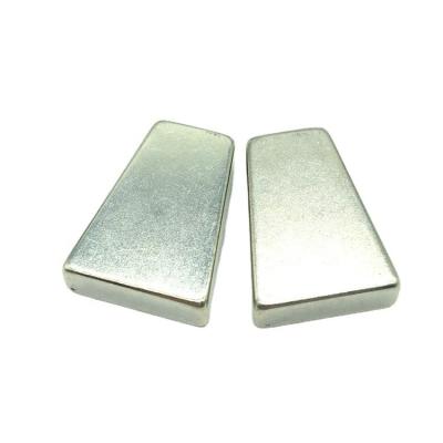 China 34.66g Grade NdFeB High Temperature 150 Centigrade 48SH NdFeB Magnets with Trapezoid Shape for sale