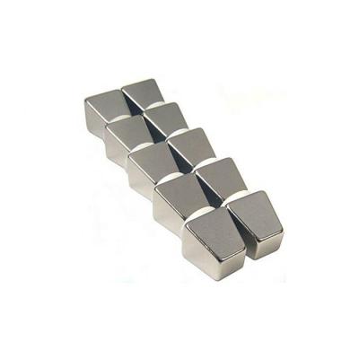 China Customized Size N48 Neodymium Trapezoid Magnet for Temperature Vibrator Wind Generator for sale