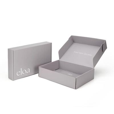 China Shock Resistant Corrugated Mailer Box Packaging For Clothes Apparel Custom Printing for sale