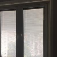 China Multi-Size Selection Aluminium Shutters for Insulating Glass Vertical Opening Pattern for sale