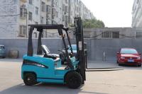 China 1.5 Ton Electric Forklift 1500kg Capacity Pneumatic Tire Compact with Hydraulic Electromagnetic Brake for sale