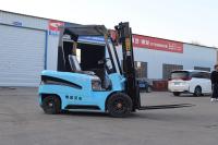 China 2 Ton Electric Forklift with AC Controller and 2.5m Turning Radius for sale