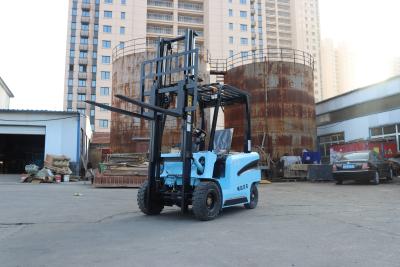 China Custom Cordless 2 Ton Electric Forklift 3 Stage Mast 2000kg Capacity for sale