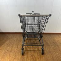 China 150L American Style Shopping Trolley with Seat Safety Belt for Child Protection for sale