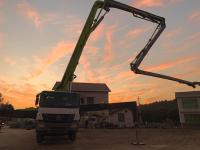 China Zoomlion Truck Mounted Pumps 60M Concrete Pump Truck Remanufacture for sale