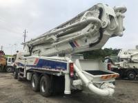 China 170m3/H 50m Boom Concrete Truck Heavy Duty With 6 Boom Section for sale