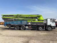 China 180CBM 52 Meter Concrete Pump Mercedes BENZ Truck Mounted Heavy Duty for sale