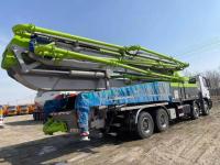 China 180CBM 52 Meter Concrete Pump Mercedes BENZ Truck Mounted Heavy Duty for sale