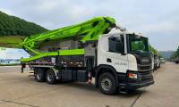 China Zoomlion 52m New Concrete Pump Truck High Pressure Pumping Hydraulic for sale