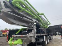 China Used Zoomlion 180m3/H Concrete Pump Truck With 6 Boom Section for sale
