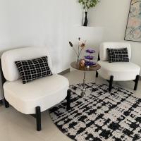 China Wholesale Lamb Fleece Fabric Single Leisure Sofa Chair with High-resilience Sponge for Bedroom for sale