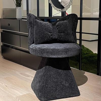 China Italian Style Single Seater Swivel Lounge Chair Minimalist Luxury Accent Vanity Chair for Bedroom Apartment for sale