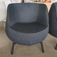 China Italian Style Comfortable Leisure Stool Armchair Small Lounge Sofa Metal Legs Accent Chair Modern Design Eco-Friendly Bedroom for sale