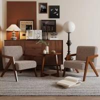 China Nordic Solid Wood Frame Armrest Backrest Soft Leisure Sofa Chair Modern Luxury Design Eco-Friendly Living Room Lounge for sale