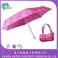 China Pink Letters Pattern Triple Folding Aluminium Umbrella with 8mm Metal Shaft and Auto Open Function for sale