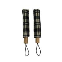 China SGS Manual Open Wooden Handle Check Printing Foldable Umbrella for sale