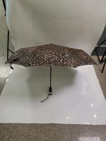 China LED Torch Folding Umbrella 21 Inch 8K Auto Open Close with Flashlight Handle for sale