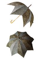 China Women's Leopard Print Color Change Umbrella with Wooden J Handle 8mm Metal Shaft for sale
