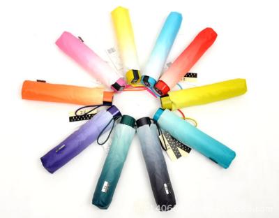 China Customized 3 Folding Mini Windproof Rain Umbrella 21 Inch 8 Panels Polyester 190T for sale