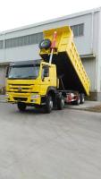 China Yellow Color Heavy Duty Trucks Heavy Load Truck 8x4 Drive 4 Axel for sale
