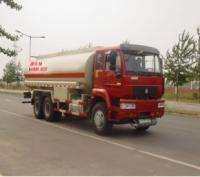 China High End Water Tanker Truck , Refueling Truck With 20.0 m³ Tanker， 6x4 drive model for sale