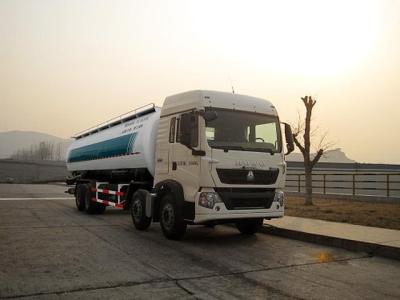 China Low Density Powder Material Oil Liquid Tanker Truck 38.5 Cubic Meters ISO for sale