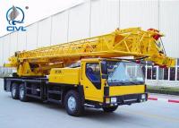 China 30 Ton Truck Crane 206kw Engine Five Section Octagon Large Rounded Telescopic Boom for sale