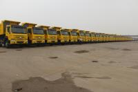 China Front Hydraulic Lifting Dump Tipper Truck SINOTRUK HOWO 371HP 12 Wheels LHD 31tons 20-30CBM ZZ3317N3567W for sale