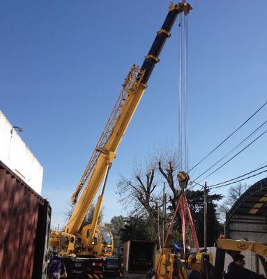 China Weichai Engine XCMG Brand Truck Crane , Telescope Boom Crane Model XCT35 Max.Loading , Operating Weight 35t 213KW for sale