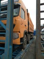 China Sinotruck 40 Ton Dump Truck 6x4 336 10 Wheel Tipper Middle Lifting Or Front Lifting for sale