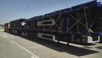 China Heavy Duty 3 Axles 40Ft Container Semi Trailer For Transport / Low Flatbed Truck for sale