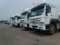 China Sinotruck Howo 336 371 420 hp Tractor Head 6X4 6x2 10 Wheel Truck,White color for sale
