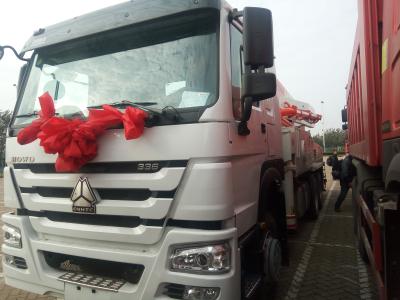 China Sinotruk 6 x 4 38m 39m  Howo Concrete Pump Truck 336hp With 10 Wheel White Color for sale