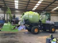 China Self Loading 2.6 CBM Concrete Mixing Equipment Articulated Structure for sale
